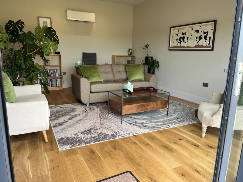 Therapist Caroline Edmondson - Frome & Trowbridge - Counselling Directory